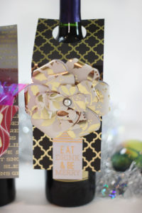 Wine Bottle Hang Tags: Winter Wonderland Blog Hop – Jonathan Fong Style